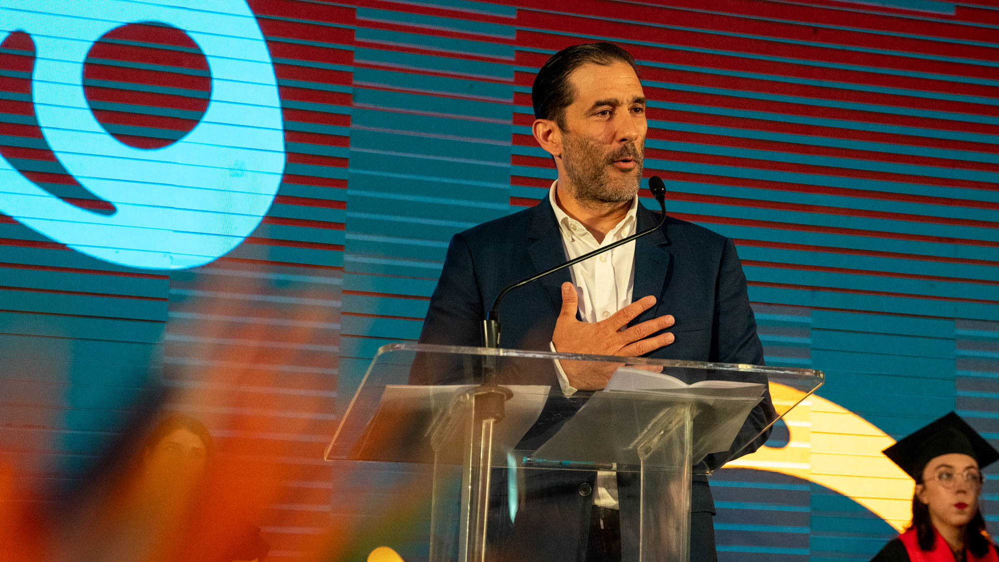 A los Graduandos: Mario Dávalos, "Estudiar en CHAVÓN es tener visión".